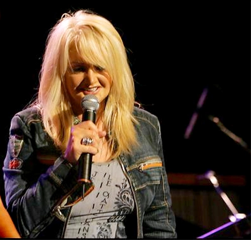 Adieu Bonnie Tyler La Chanteuse Est D c d e Femin Actu Adieu Bonnie Tyler La Chanteuse Est D c d e Femin Actu